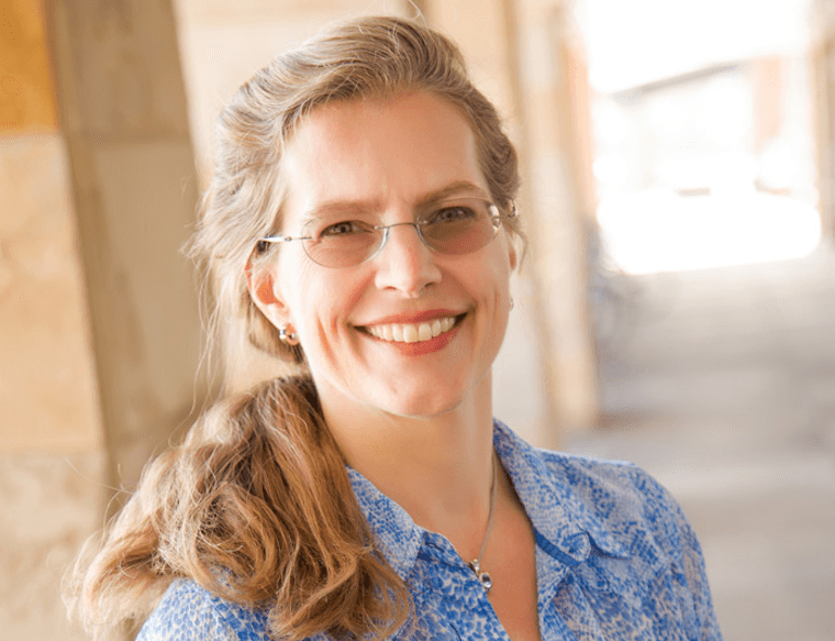 Dr. Lisa Jamroz on Making Menopause Manageable