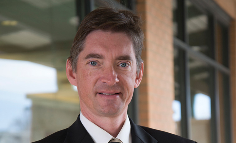 Dr. Brian Nichols: 'Laser Cataract Surgery Can be Safer, More Precise'